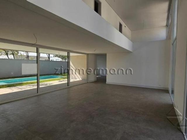 CASA DE CONDOMINIO FECHADO SANTO AMARO 4 SUÍTES 4 VAGAS