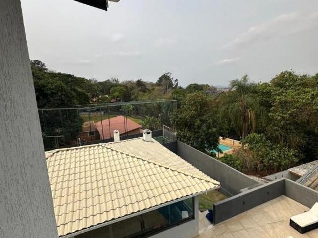 Casa de Condomínio Jardim Santana no Jardim América, Bragança Paulista SP: 3 quartos, 2 suítes, 2 sa