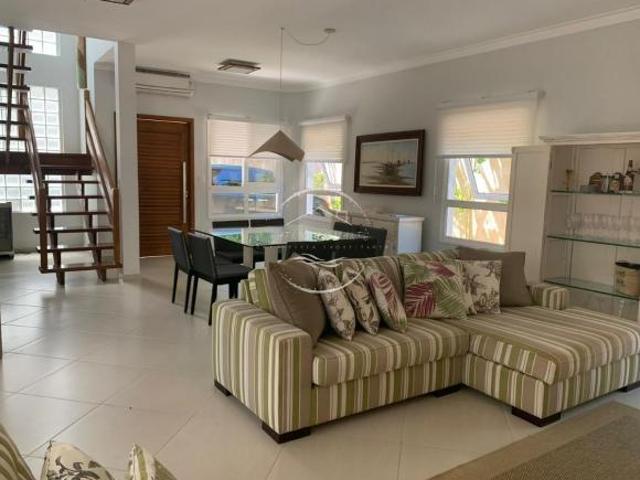CASA DE CONDOMINIO JUQUEHY