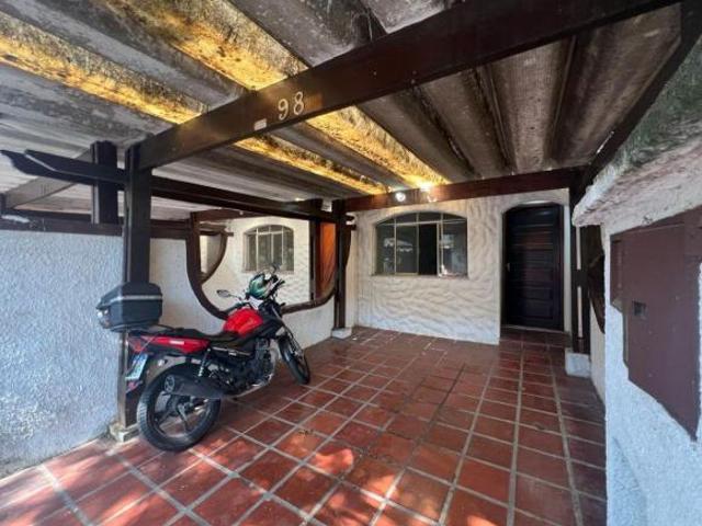 CASA DE CONDOMINIO/ OTIMA LOCALIZAÇÃO/ 2 VAGAS