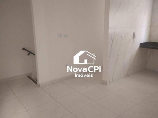 Casa de Condomínio Nova à Venda na Vila Tupi – 2 Suítes, Piscina e Churrasqueira – Praia Grande