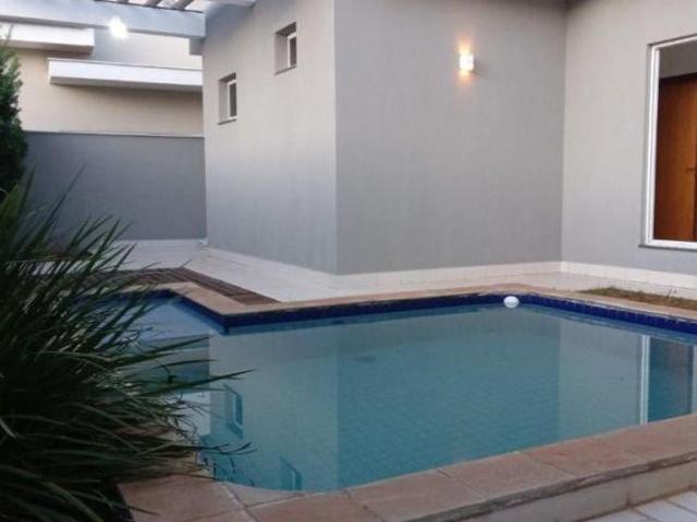 Casa de Condominio no Aeroporto em Aracatuba 3 Suites e Piscina