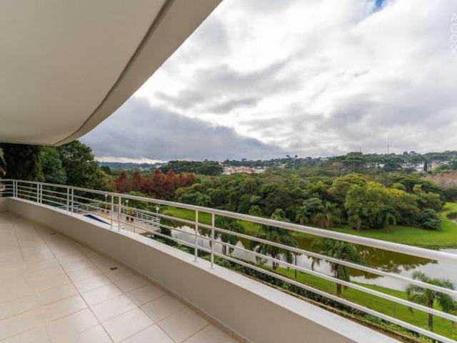Casa de Condomínio no Arthur Nísio, 04 Suítes, Amplo Quintal, São João, Curitiba