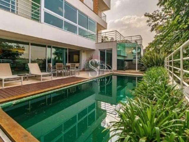 Casa de Condomínio no Panamby 800m² 4 suítes 5 vagas