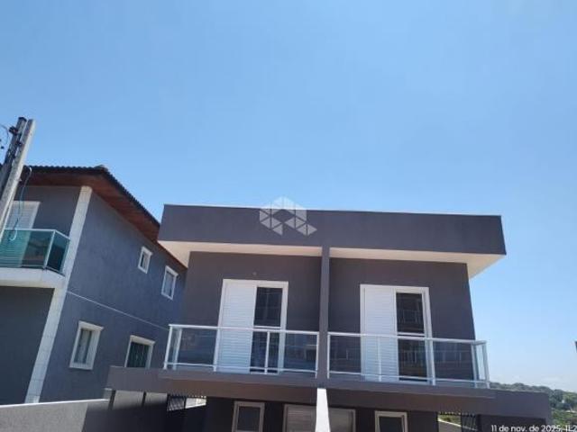 Casa de condominio no Villa D' este em Cotia com suíte