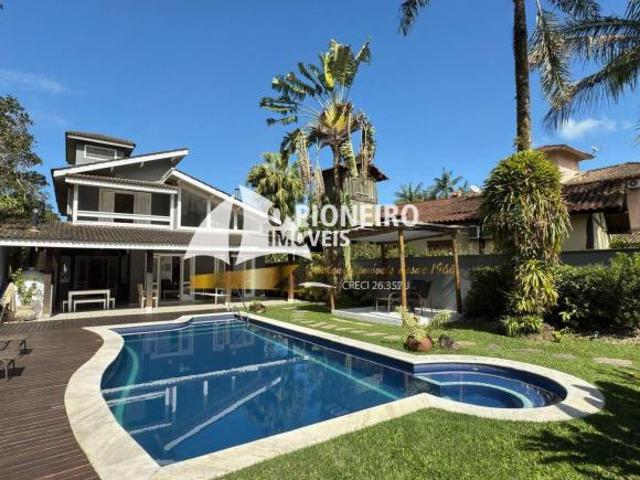 Casa de condomínio na Praia da Baleia, para venda e locação
