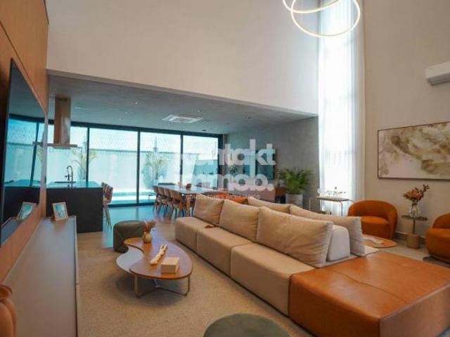 Casa de condomínio Sobrado com 4 quartos à Venda, Alphaville Nova Esplanada Votorantim