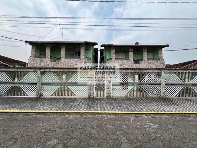 Casa de Condomínio, situada no bairro Maracanã, possuindo 02 dormitóriosndos 2S