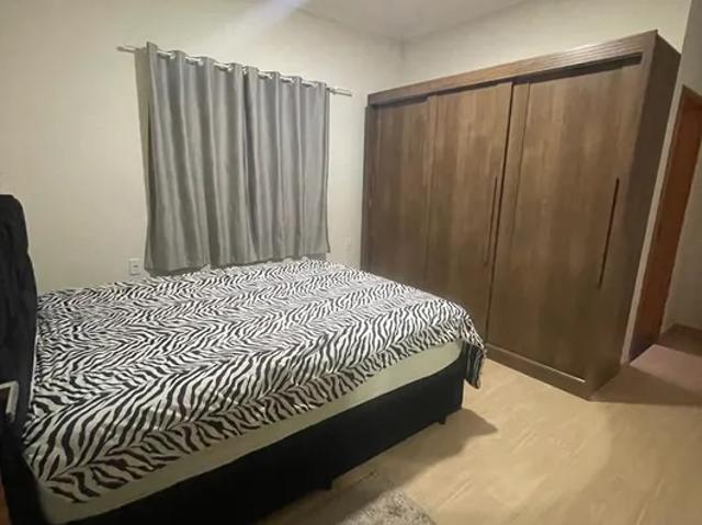 Casa de condomínio para venda tem 90 metros quadrados com 2 quartos