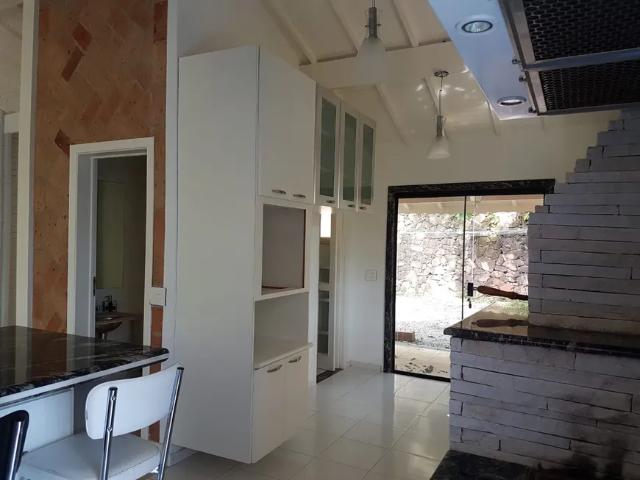 Casa de condomínio para venda com 250 metros quadrados com 2 quartos