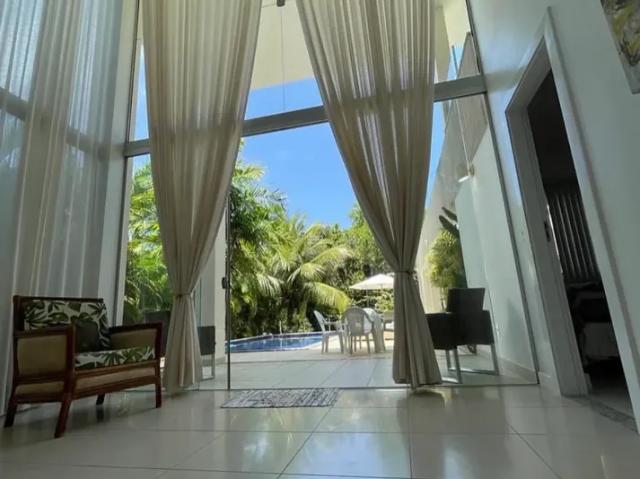 Casa de condomínio para venda com 4 quartos