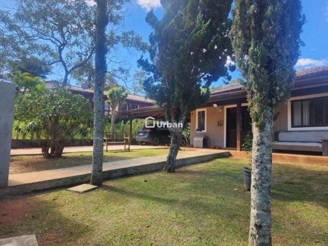 Casa de Condomínio para venda e aluguel em Centro de 198.37m² com 3 Quartos, 1 Suite e 6 Garagens