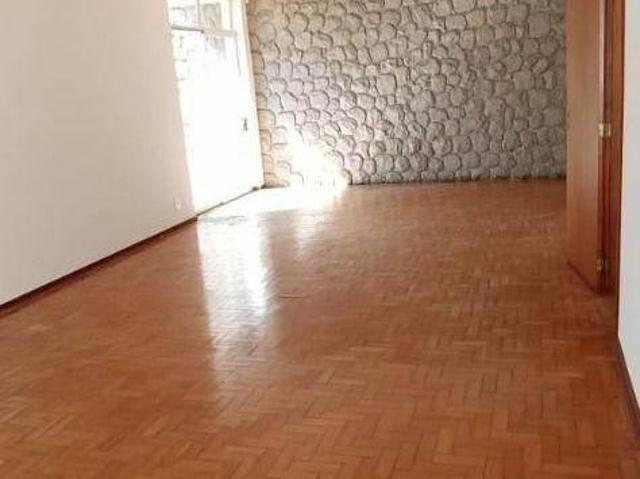 Casa de Condomínio para venda e aluguel em Centro de 500.00m² com 8 Quartos e 8 Garagens