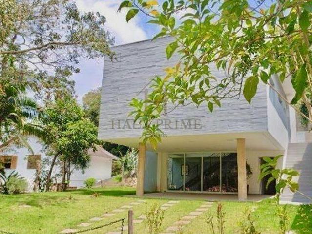 Casa de Condomínio para venda e aluguel em Altos De São Fernando de 300.00m² com 2 Quartos, 1 Suite
