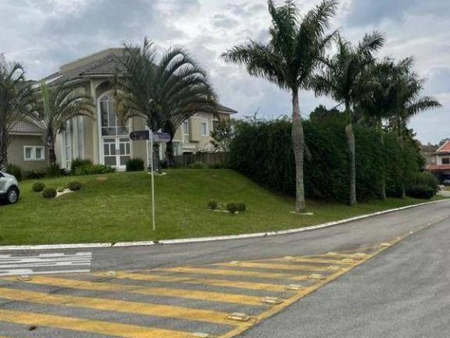 Casa de Condomínio para venda e aluguel em Aldeia Da Serra de 600.00m² com 4 Quartos, 4 Suites e 3 G