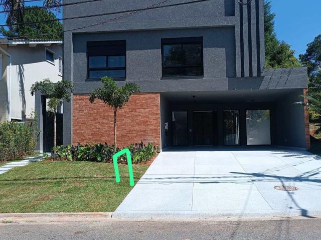 Casa de Condomínio para venda e aluguel em Alphaville em Santana De Parnaíba São Paulo de 442.00m² com 5 Quartos, 5 Suítes e 4 Garagens
