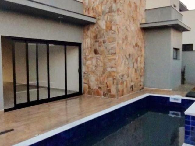 Casa de Condomínio para venda e aluguel em Alphaville Nova Esplanada 3 de 243.00m² com 3 Quartos, 3