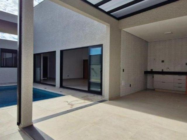Casa de Condomínio para venda e aluguel em Alphaville Nova Esplanada 3 de 268.00m² com 4 Quartos, 4