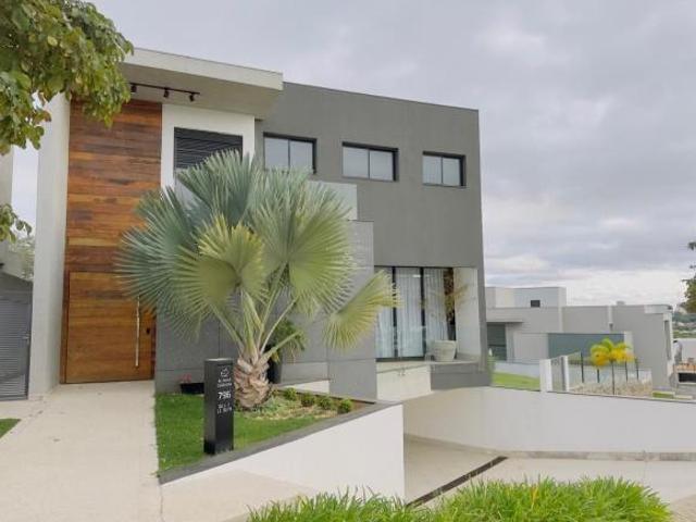 Casa de Condomínio para venda e aluguel em Alphaville Nova Esplanada de 401.00m² com 4 Quartos, 4 Su