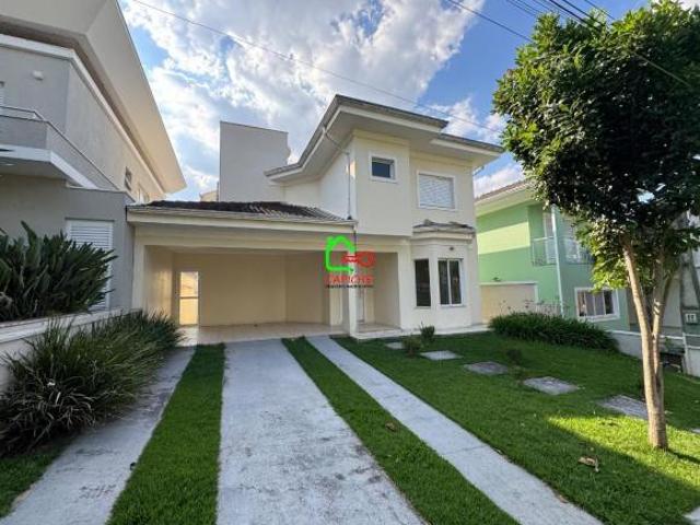 Casa de Condomínio para venda e aluguel em Bosque de 205.00m² com 3 Quartos, 3 Suites e 4 Garagens