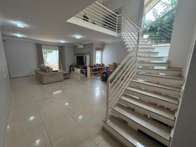 Casa de Condomínio para venda e aluguel em Betel de 270.00m² com 3 Quartos, 2 Suites e 2 Garagens