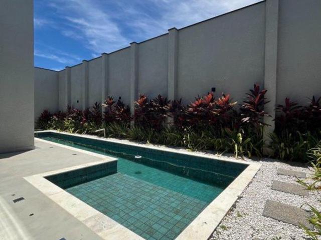 Casa de Condomínio para venda e aluguel em Bela Vista de 350.00m² com 3 Quartos, 3 Suites e 4 Garage