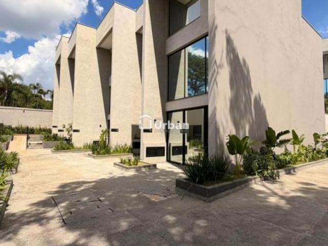 Casa de Condomínio para venda e aluguel em Granja Viana de 125.00m² com 2 Quartos, 2 Suites e 2 Gara