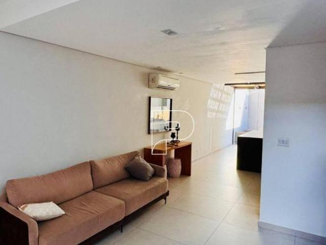 Casa de Condomínio para venda e aluguel em Granja Viana de 125.00m² com 2 Quartos e 2 Garagens