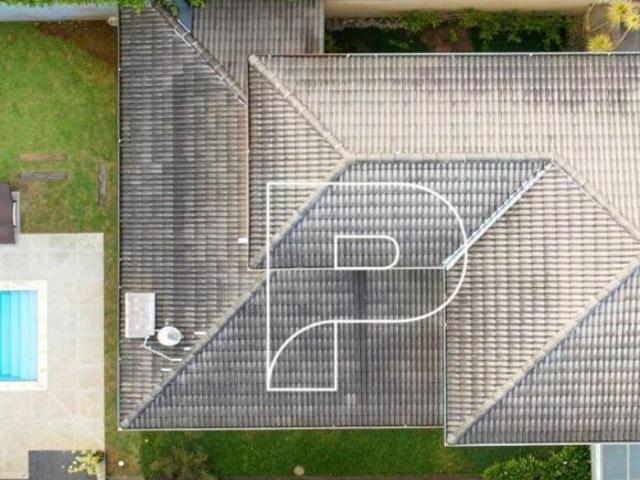 Casa de Condomínio para venda e aluguel em Granja Viana de 296.00m² com 3 Quartos, 3 Suites e 4 Gara