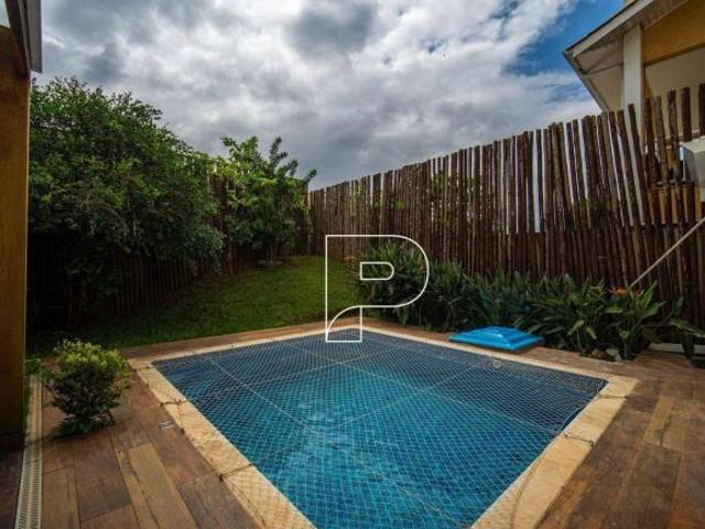 Casa de Condomínio para venda e aluguel em Granja Viana de 352.00m² com 4 Quartos, 4 Suites e 4 Gara