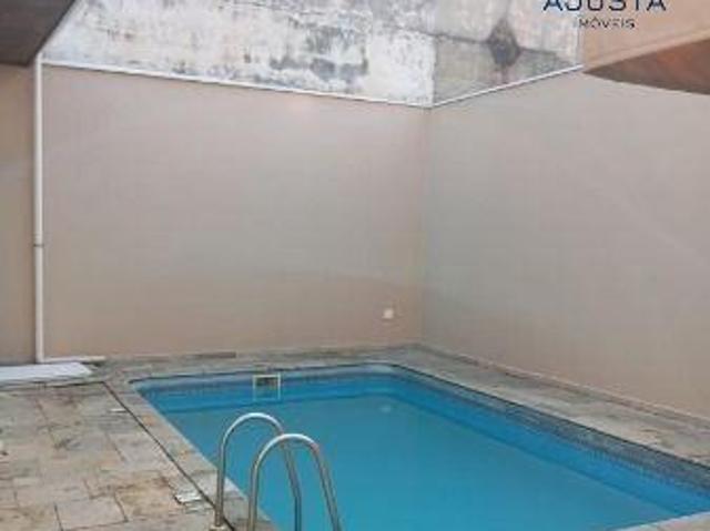 Casa de Condomínio para venda e aluguel em Iporanga de 290.00m² com 4 Quartos, 3 Suites e 4 Garagens