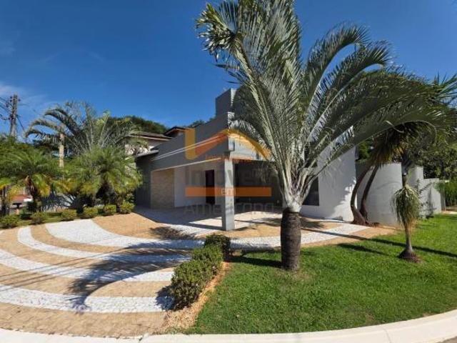 Casa de Condomínio para venda e aluguel em Jardim Primavera de 220.00m² com 3 Quartos, 1 Suite e 4 G