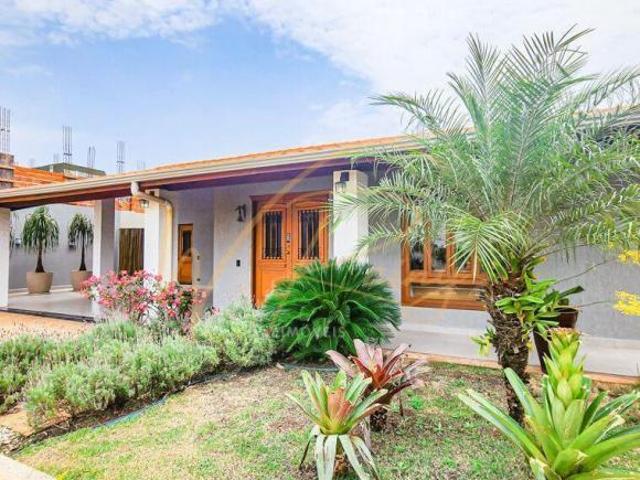 Casa de Condomínio para venda e aluguel em Monte Alegre de 340.00m² com 4 Quartos, 4 Suites e 4 Gara