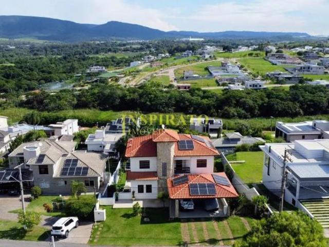 Casa de Condomínio para venda e aluguel em Medeiros de 454.00m² com 5 Quartos, 1 Suite e 9 Garagens