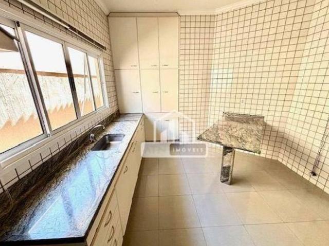 Casa de Condomínio para venda e aluguel em Parque Residencial Damha de 260.00m² com 3 Quartos, 3 Sui
