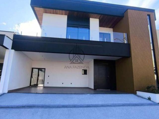 Casa de Condomínio para venda e aluguel em Piracangaguá de 300.00m² com 4 Quartos, 3 Suites e 2 Gara