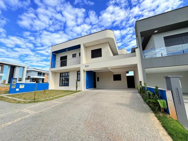 Casa de Condomínio para venda em Roncáglia em Valinhos São Paulo de 221.00m² com 4 Quartos, 4 Suítes e 4 Garagens