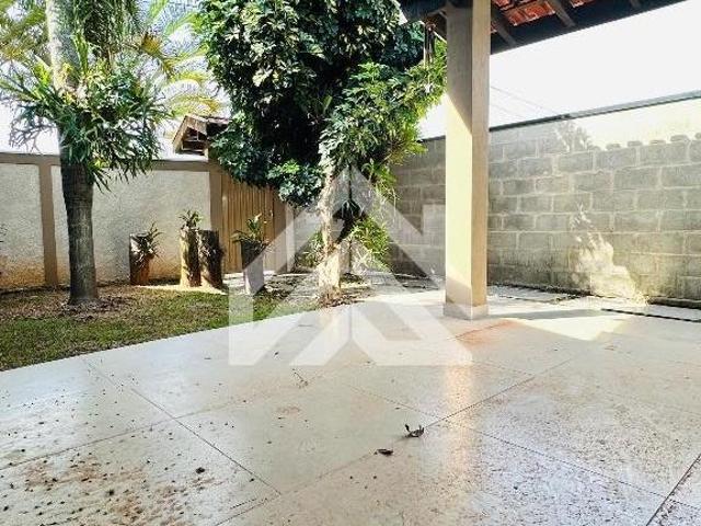 Casa de Condomínio para venda e aluguel em Residencial Florença de 700.00m² com 4 Quartos, 4 Suites
