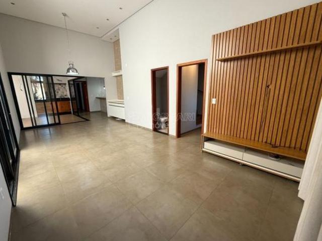 Casa de Condomínio para venda e aluguel em Village Damha Ii de 187.00m² com 4 Quartos, 1 Suite e 4 G