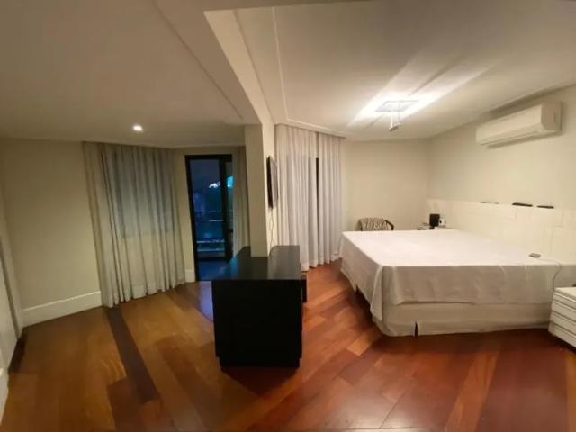 Casa de Condomínio para venda e locação em Alphaville Residencial 10 em Santana de Parnaíba SP