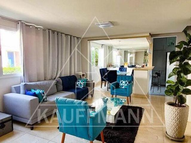 Casa de Condomínio para Venda e Locação no Morumbi, 4 dorms sendo 2 suítes, 4 vagas A.U 291m²