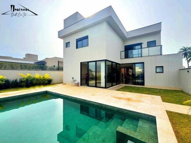 Casa de Condomínio para venda em 040 de 332.00m² com 4 Quartos, 4 Suites e 6 Garagens