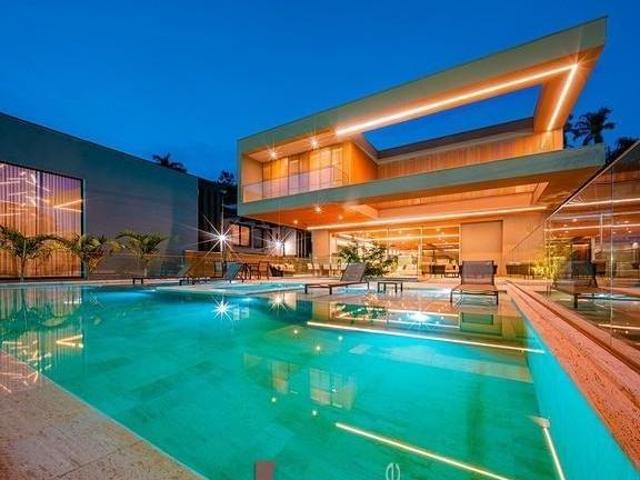 Casa de Condomínio para venda em Tamboré de 1100.00m² com 5 Quartos, 5 Suites e 10 Garagens