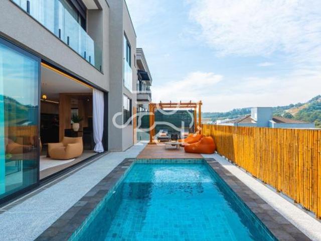 Casa de Condomínio para venda em Tamboré de 388.00m² com 4 Quartos, 4 Suites e 4 Garagens