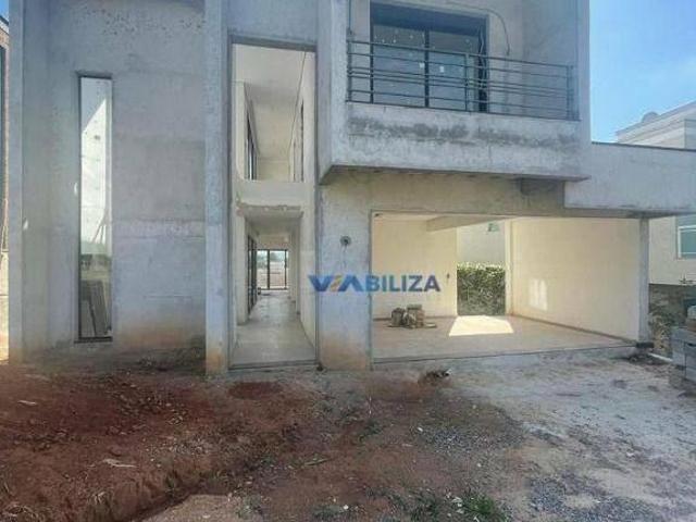Casa de Condomínio para venda em Tanque de 289.00m² com 3 Quartos, 3 Suites e 2 Garagens
