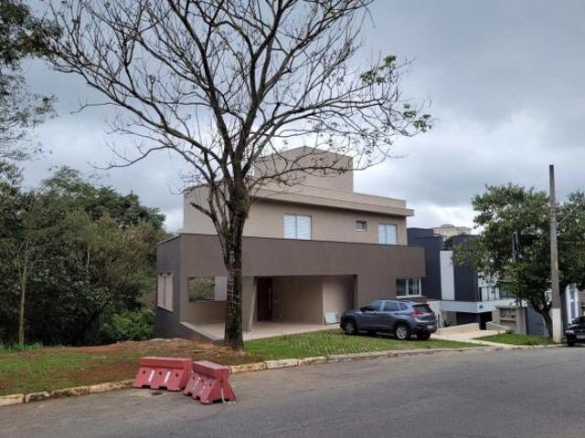 Casa de Condomínio para venda em Tarumã de 450.00m² com 3 Quartos, 2 Suites e 3 Garagens