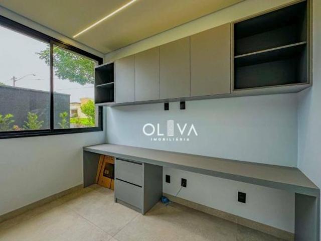 Casa de Condomínio para venda em Terra Vista de 223.00m² com 3 Quartos, 3 Suites e 4 Garagens