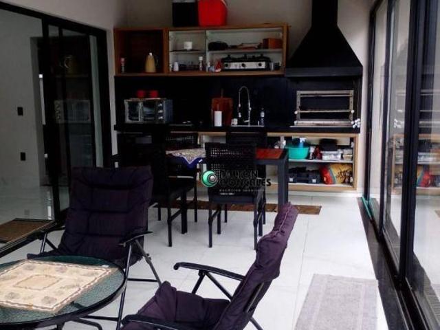 Casa de Condomínio para venda em Terra Magna de 420.00m² com 4 Quartos, 4 Suites e 4 Garagens