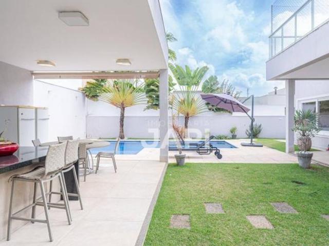 Casa de Condomínio para venda em Terras De São Carlos de 652.00m² com 4 Quartos, 4 Suites e 4 Garage
