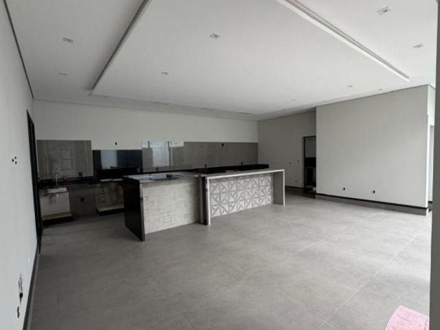 Casa de Condomínio para venda em Terras Di Siena de 364.00m² com 3 Quartos, 3 Suites e 4 Garagens